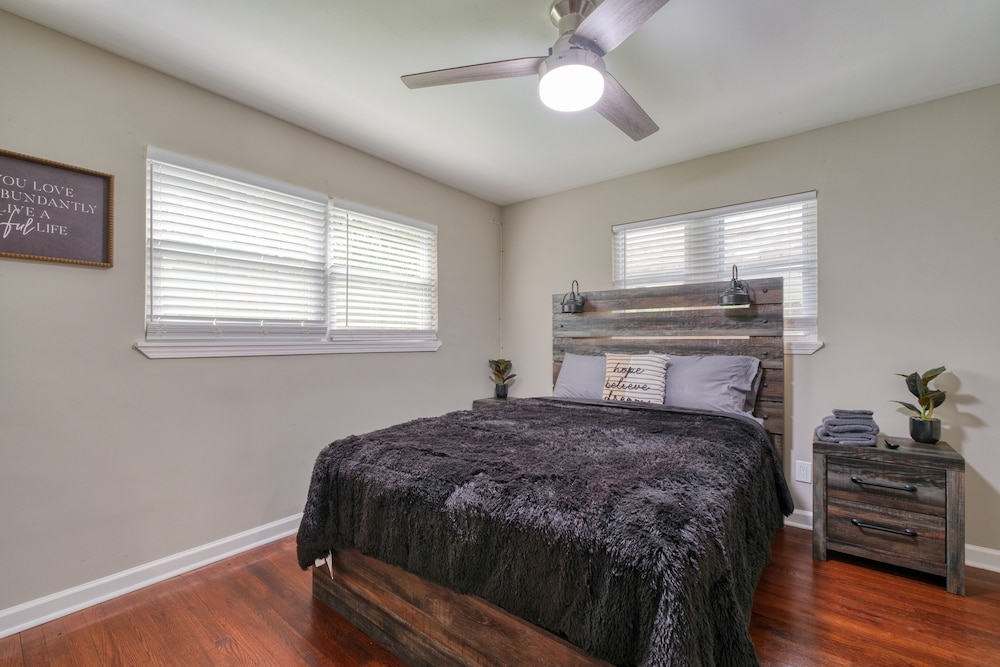 Atlanta's East Point Charm, Just A 13-min Drive Away From Mercedes-benz Stadium - Fairburn