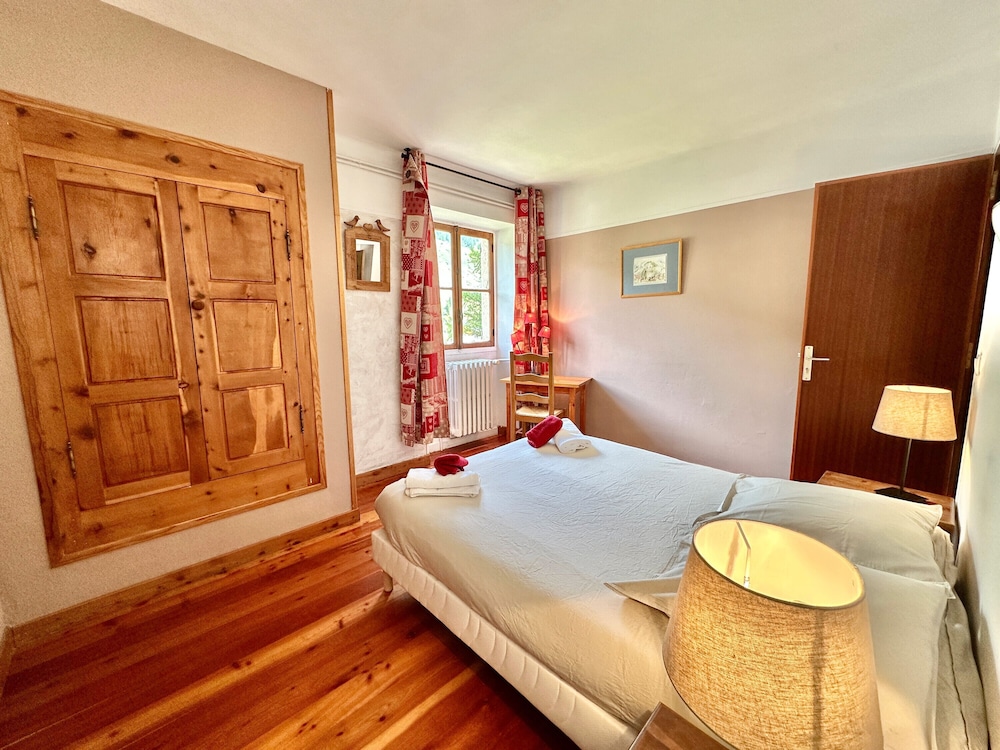 Apartamento 'Chez Agathe Au Chalet De Segure' Con Vistas A La Montaña, Jardín Compartido Y Wi-fi - Saint-Véran