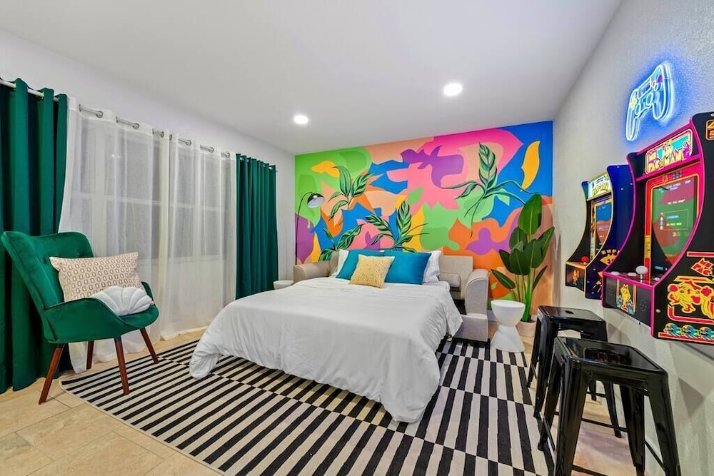 5 Br Clearwater Heated Pool I Mini Golf I Hot Tub | Billiards - Clearwater Beach