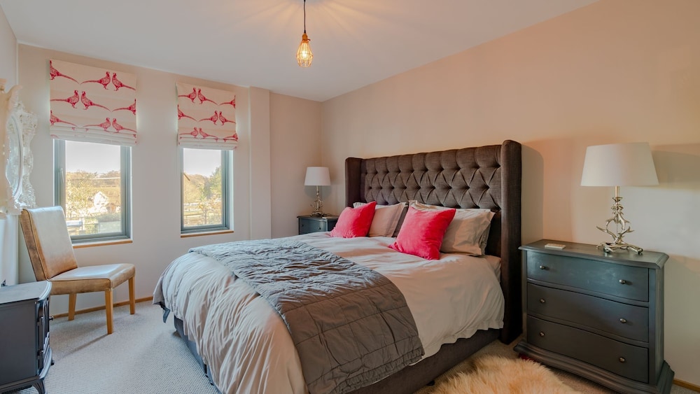 Outshot Barn - sleeps 4 guests in 2 bedrooms, Hay-on-Wye - Dorstone | Vrbo