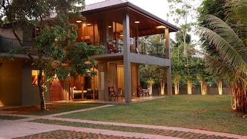 Fachada da propriedade