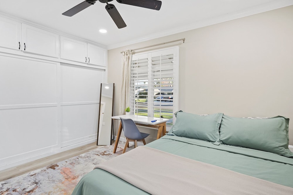 3br/2ba Family-friendly Home Only 10min From Disneyland! - Santa Ana, CA