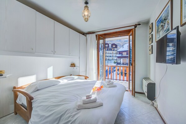 Apartamento Familiar, 2 quartos (Appartamento Villa Margherita City) | 2 quartos, Wi-fi grátis, roupa de cama fornecida 