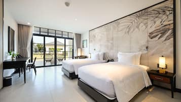 Bungalow, 2 camas individuais, vista para o jardim | 1 quarto, minibar, cofre no quarto, secretária