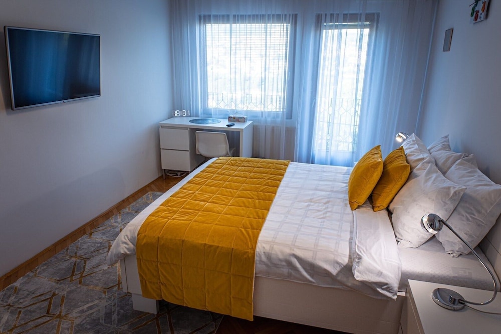 Pearl - 240m2 House - Sarajevo