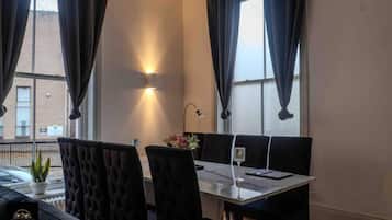 Apartamento | Restaurantes