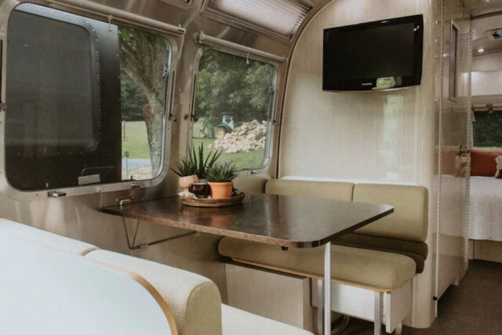 Norah’s Jungalow Unit 8- Not Pet Friendly - Glamping Retro - 田納西州