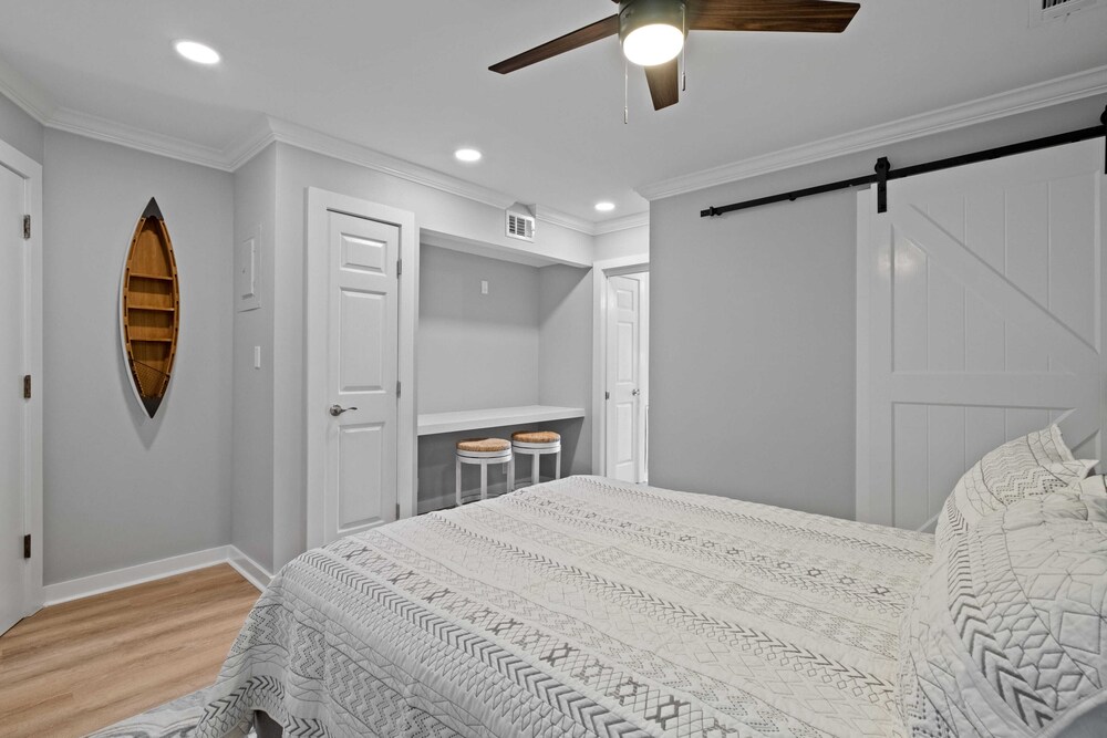NEW to VRBO! Ocean View and Freshly Renovated First Floor Villa ...