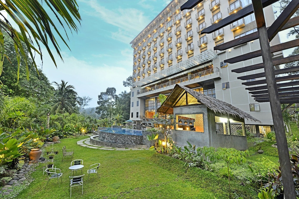 Famvida Hotel Lubuklinggau Powered By Archipelago - Lubuklinggau