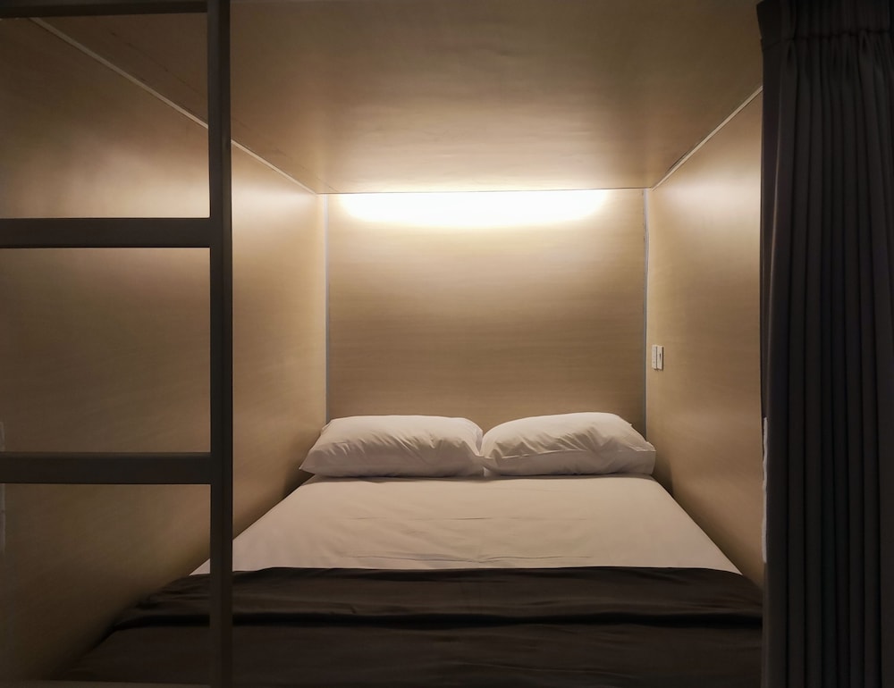 Fora Capsule Hostel Tuban Kuta - Kuta