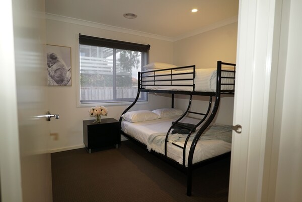 Captains Edge - Raymond Island