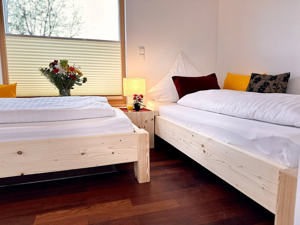 The Rizzi - Detached vacation home with infinity pool in Southern ...