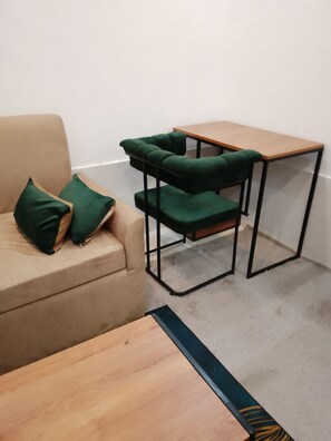 Apartamento conforto | Opções para refeição no quarto