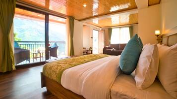 Suíte superior | Quartos à prova de som, Wi-Fi de cortesia