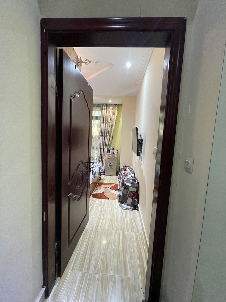Le Skyline Suite - R-n.m - Kinshasa