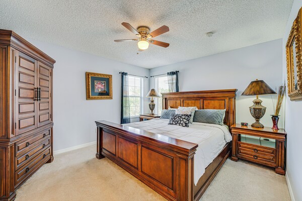 7 Mi To Disney: Kissimmee Home W/ Pool & Hot Tub! - Kissimmee