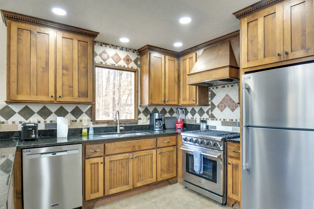 Buckhead Home W/ On-site Lake Oconee Access! - Greensboro, GA