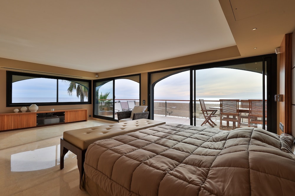 Villa De Luxe Avec Vue Panoramique Et Accès Privé à La Mer, Piscine, Jacuzzi - Agay