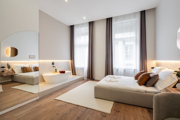 You Boutique Suites By Bqa - Budapest