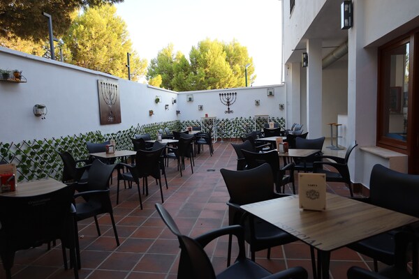 Hospedium Dlj Hostal Ben Nassar - Andalucía