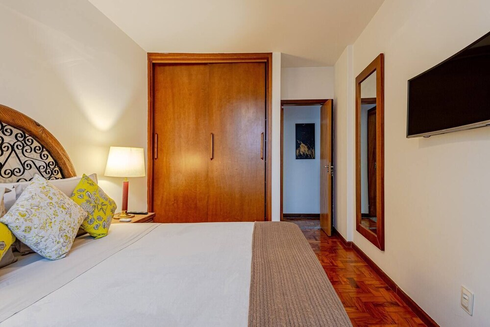 700Mbps *QBed*Smart Tvs *Garage*645 sq. ft. w/ city view - São Paulo | Vrbo