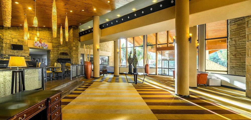 Spacious Good-Value Accommodation in Lesotho! Onsite Pool & Spa, FREE ...