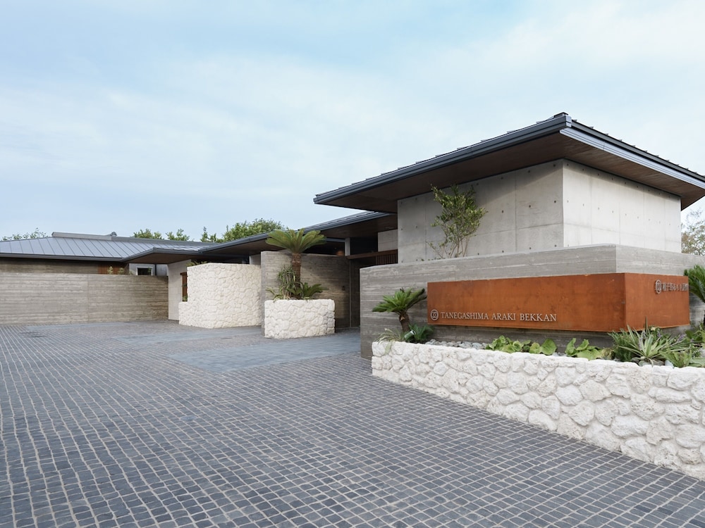 Tanegashimaarakibekkan - Japan