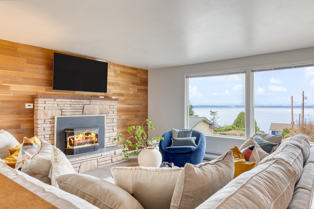 Whidbey Bliss By Avantstay 2min To Beach + View - Port Townsend, WA