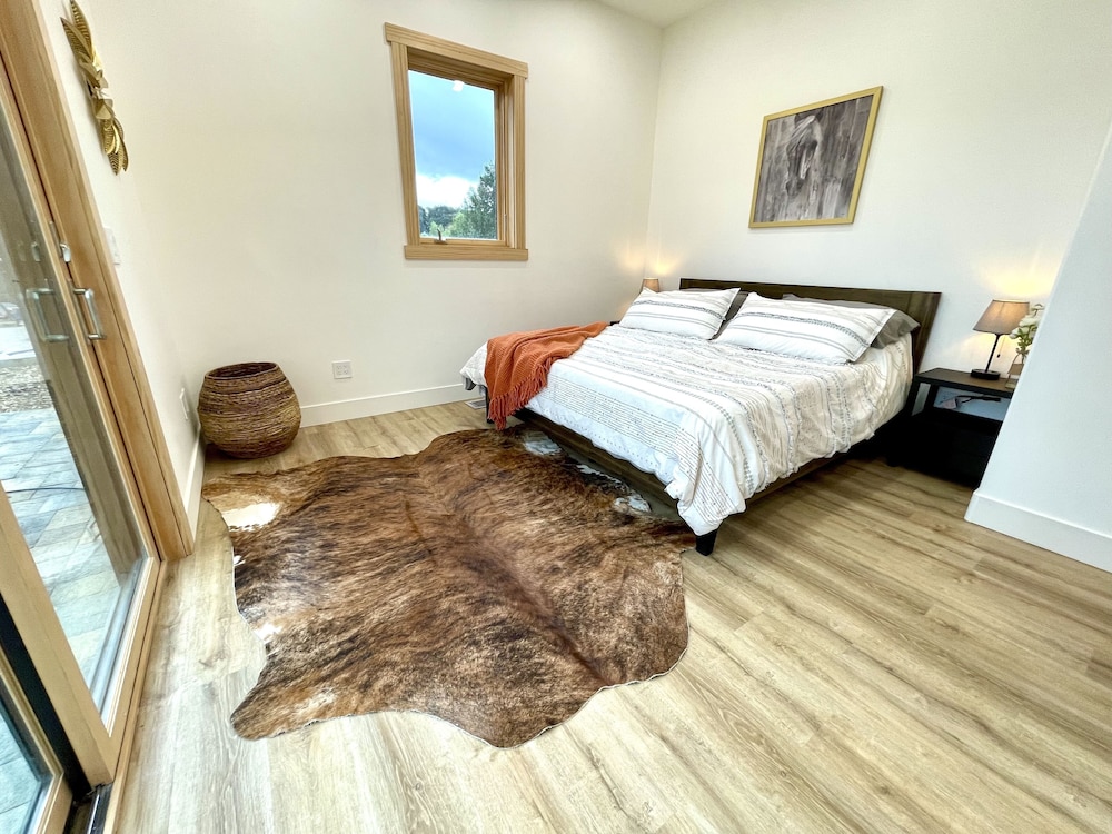 Rustic Elegance On Coyote Creek: A Solvang Sanctuary - Santa Ynez, CA