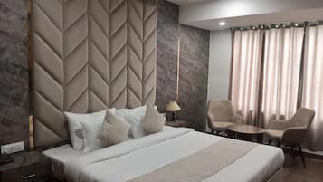 1 quarto, roupa de alta qualidade, edredões de penas, cofre no quarto