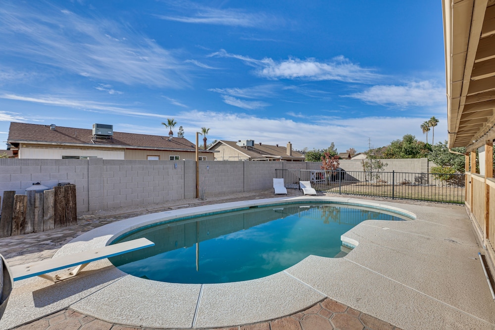 Pet-friendly Tempe Home W/ Private Hot Tub! - Tempe, AZ
