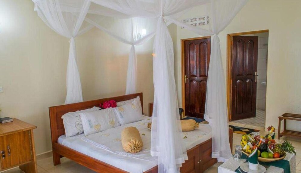 Mirembe Resort Beach Hotel Ssese Deluxe Room - Kalangala | Vrbo