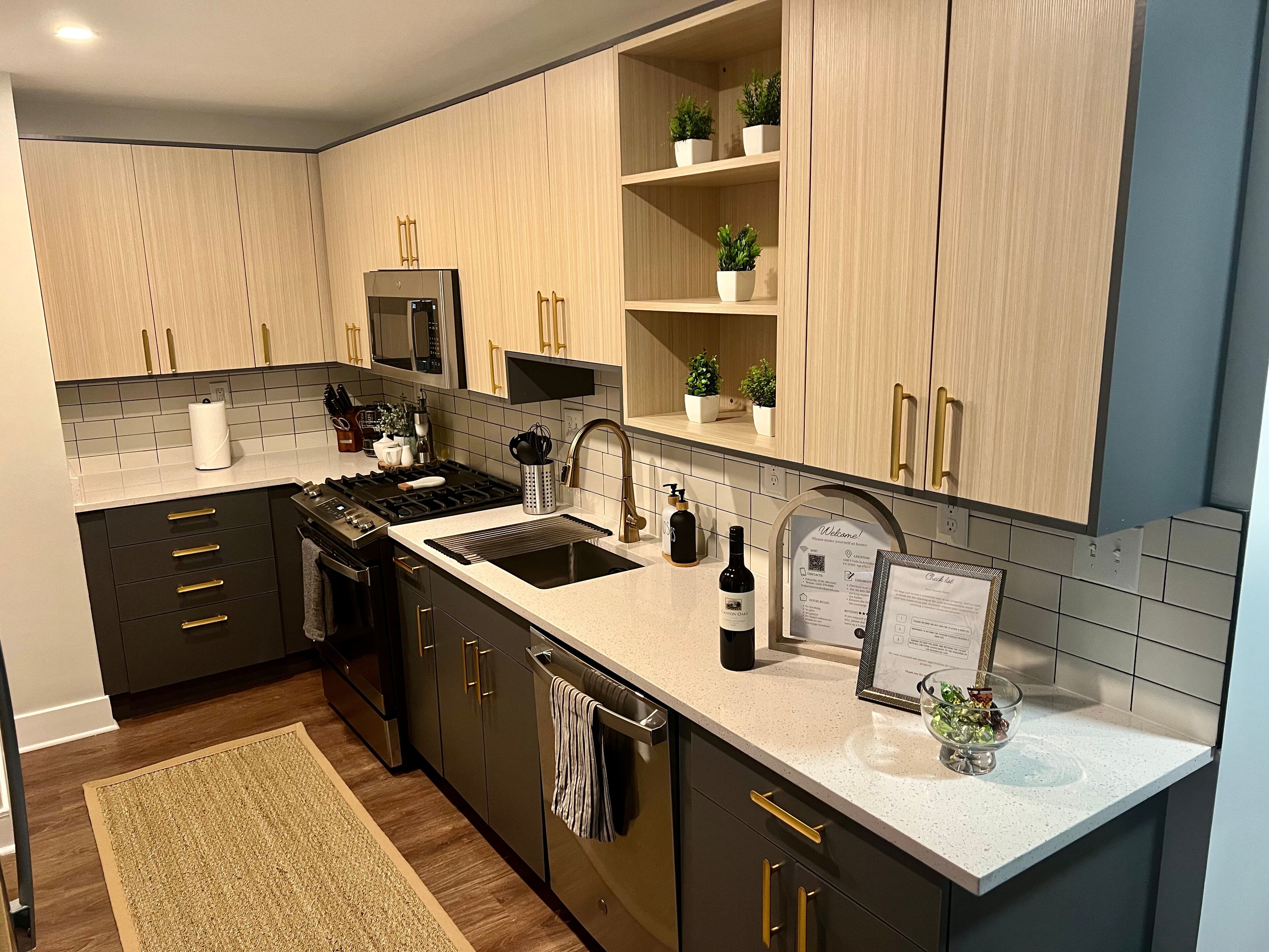 Apartamento conforto, 1 quarto | Cozinha privada | Geladeira grande, cafeteira/chaleira