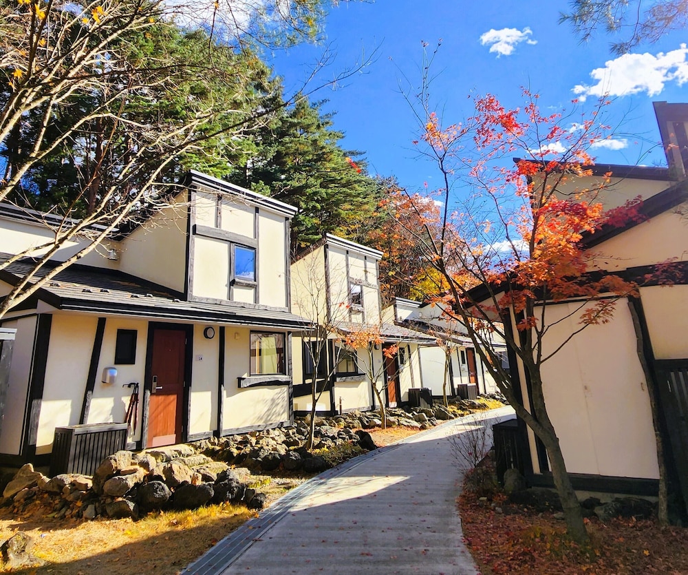 Hanz Outdoor Resort (Formerly Glamping Villa Hanz Kawaguchiko) - Tokyo