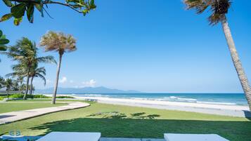 Praia particular, areia branca