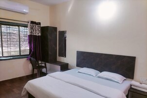 1 BHK Apartment ( 4 adults) | Wi-fi grátis, roupa de cama fornecida 