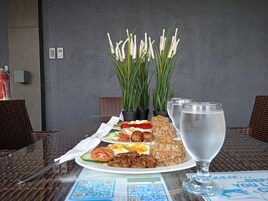 Quarto standard | Opções para refeição no quarto