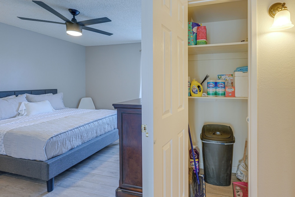 Cozy Fresno Condo W/ Balcony & Pool Access - Fresno, CA