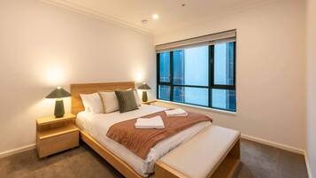 Apartamento Básico | 3 quartos, ferro/tábua de engomar, roupa de cama fornecida