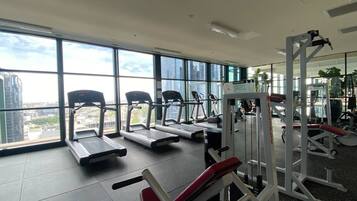 Apartamento Básico | Sala de fitness