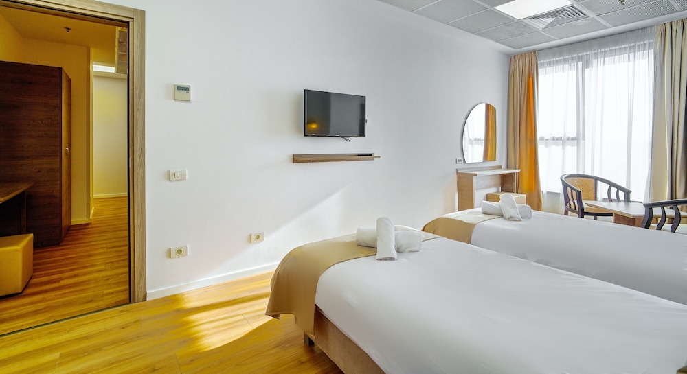 Sir Fundeni Hotel - Călărași