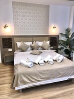 Quarto Duplo Standard, 1 cama queen-size | 1 quarto, com decoração personalizada, quartos insonorizados 