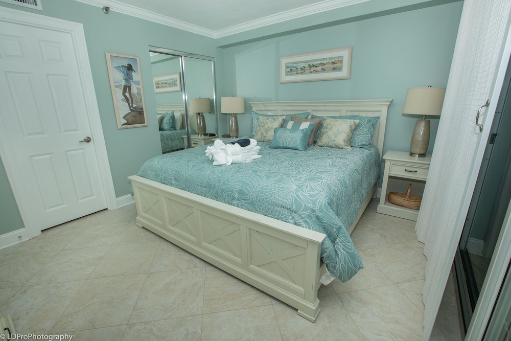 Magnolia House 606 - Luxury Top Floor 1 BR - Stunning Views - Destin | Vrbo