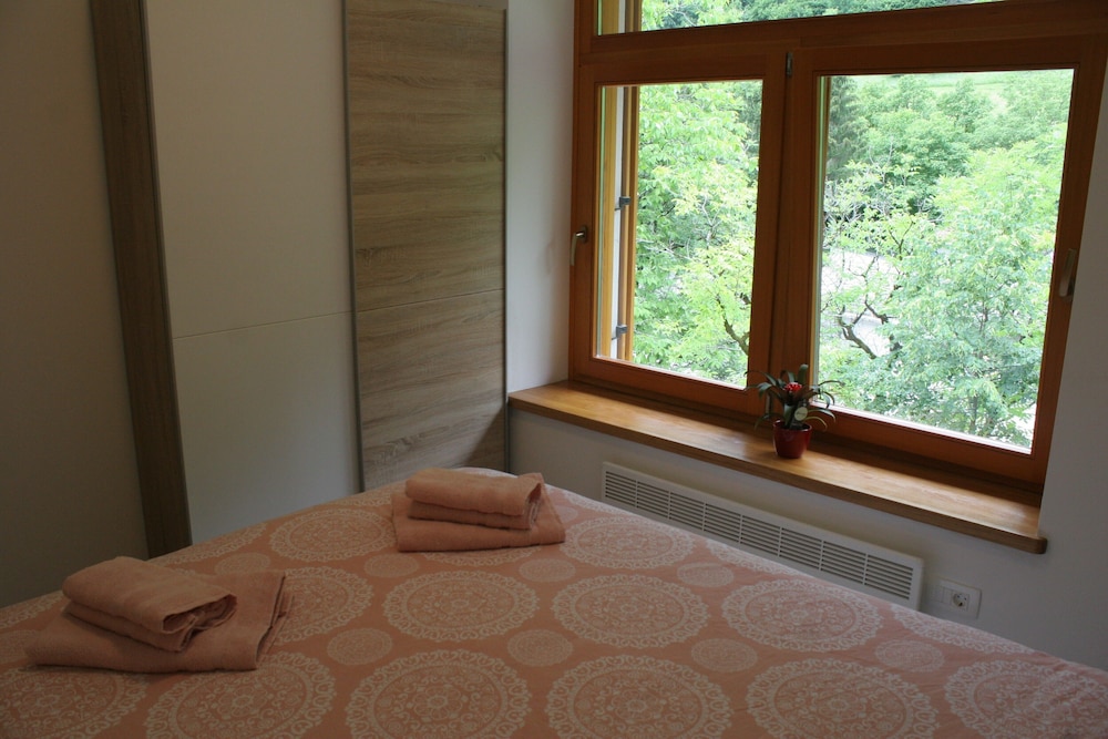 Apartments Jez 2 - Two Bedroom Apartment - Eslovenia