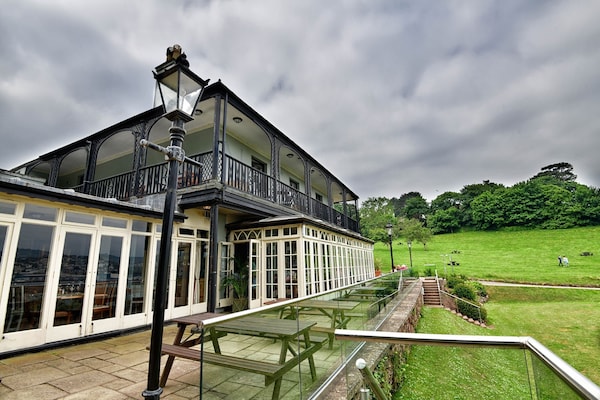 The Ness House - Teignmouth