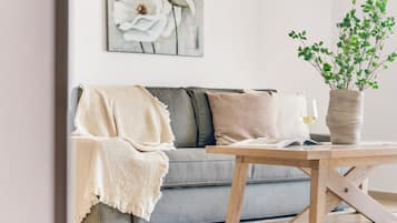 Apartamento, 1 quarto, sacada | Sala de estar