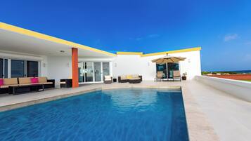 Villa | Piscina | Piscina exterior