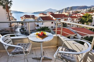 Quarto Familiar | Vista para a praia ou o mar