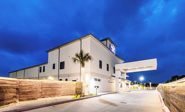 Palace Inn Blue Edgebrook - Pearland, TX