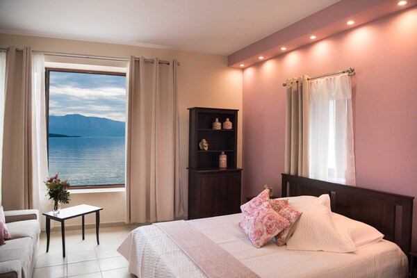 Nv Seafront Studios Av Properties - Lefkada
